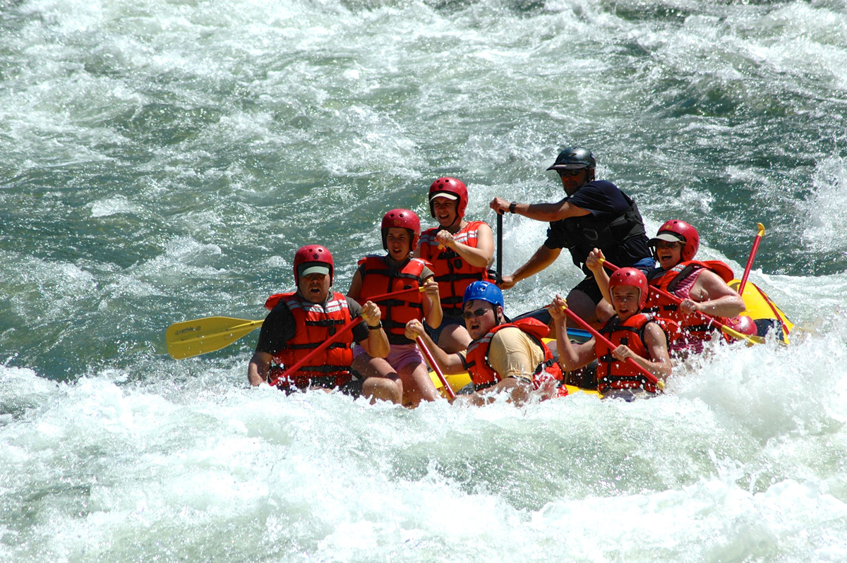 Rafting the Merced River Just Outside Yosemite – Postcards to Mom